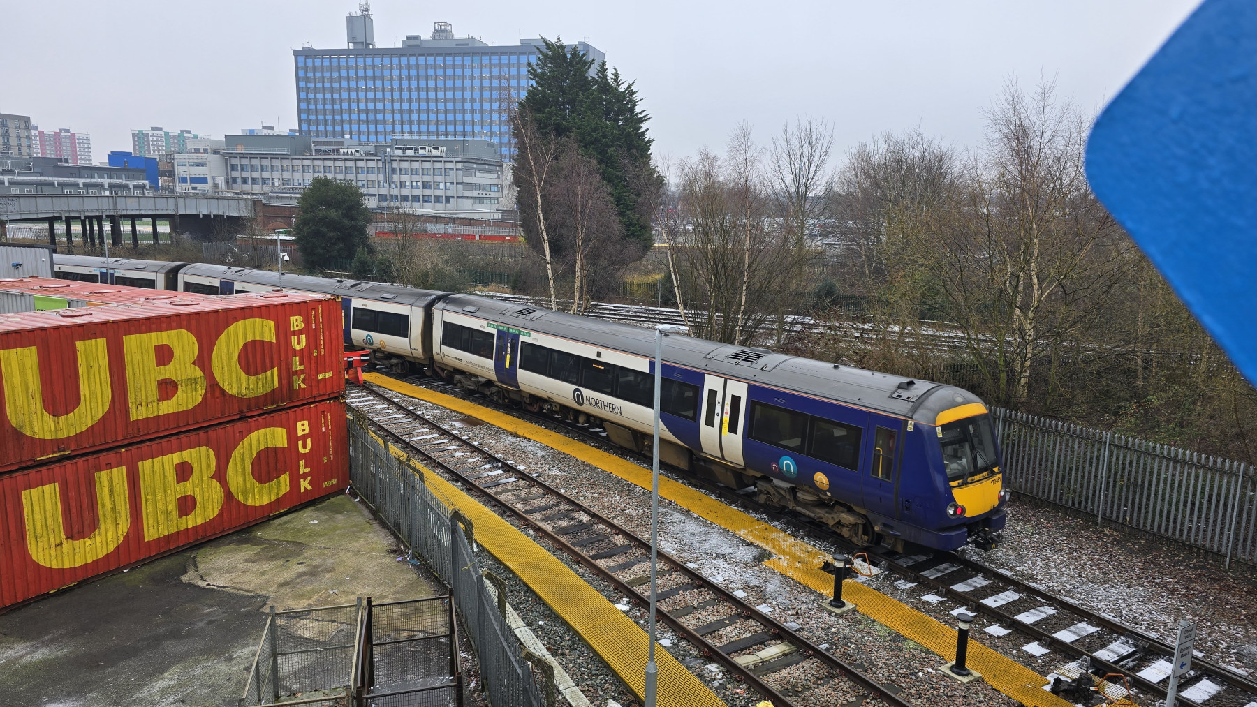 Photo of 170461 at Hull Botanic Gardens TMD — trainlogger