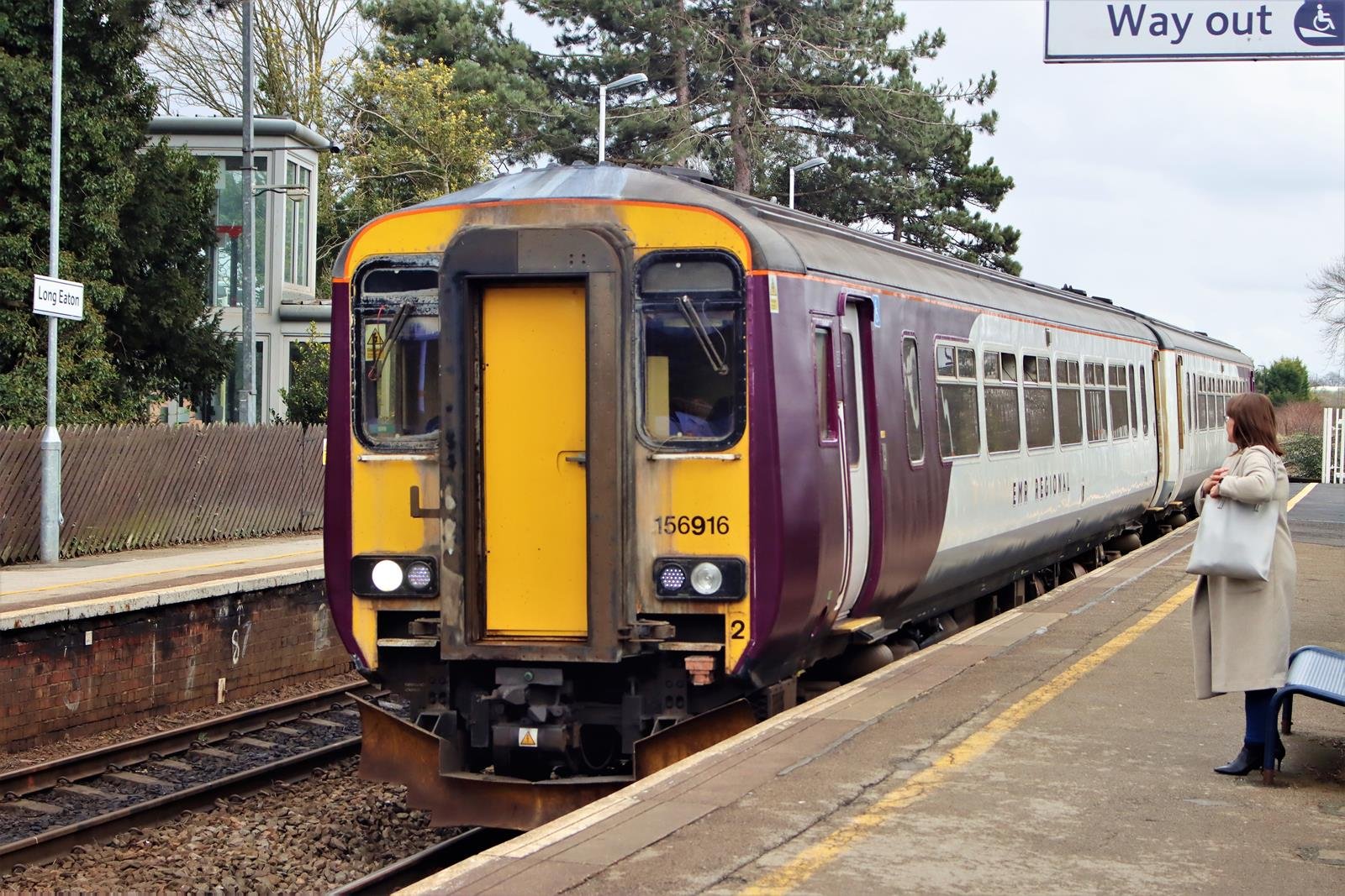 Photo of 156916 at Long Eaton — trainlogger