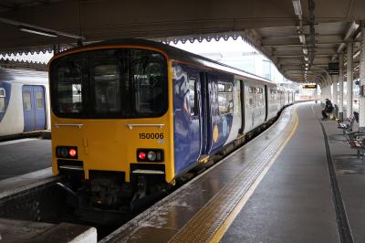 150006 - Class 150 / Diesel mechanical / hydraulic multiple unit sets ...