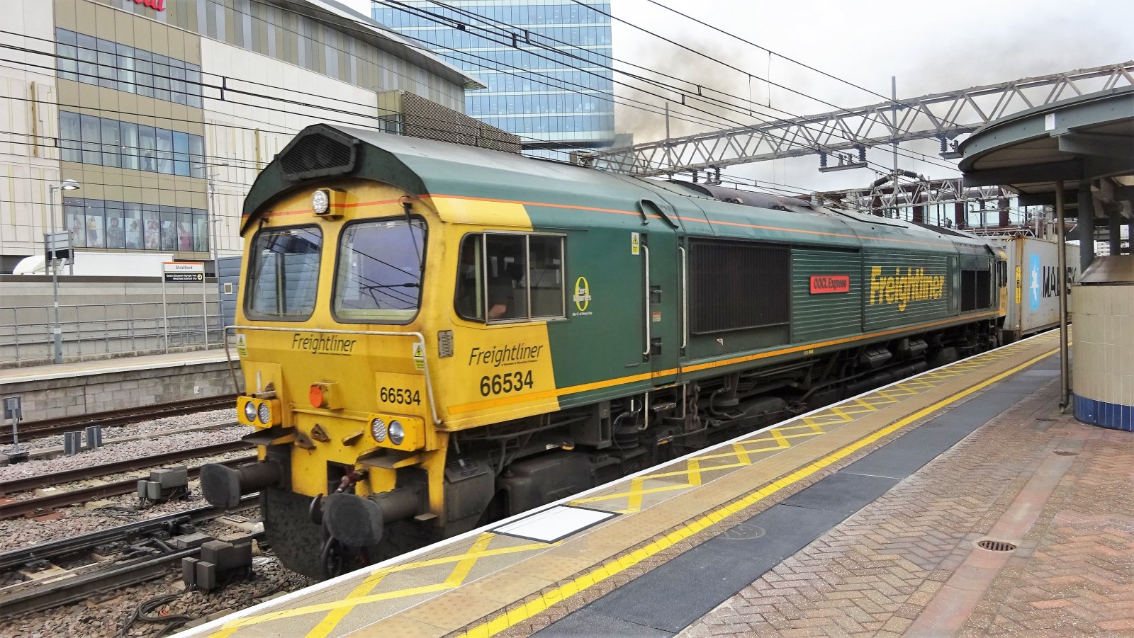 Photo of 66534 at Stratford — trainlogger
