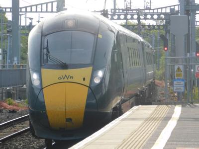 800018 - Class 800 / High-speed multiple unit / fixed formation sets ...