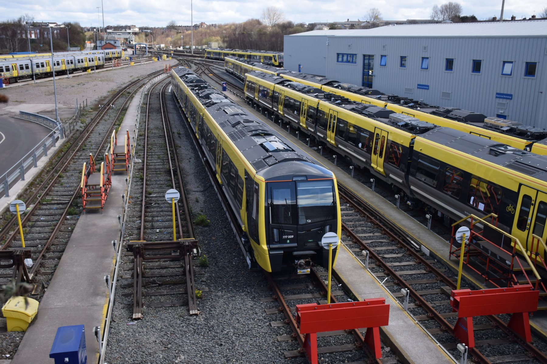 Photo of 777009 at Kirkdale TMD — trainlogger