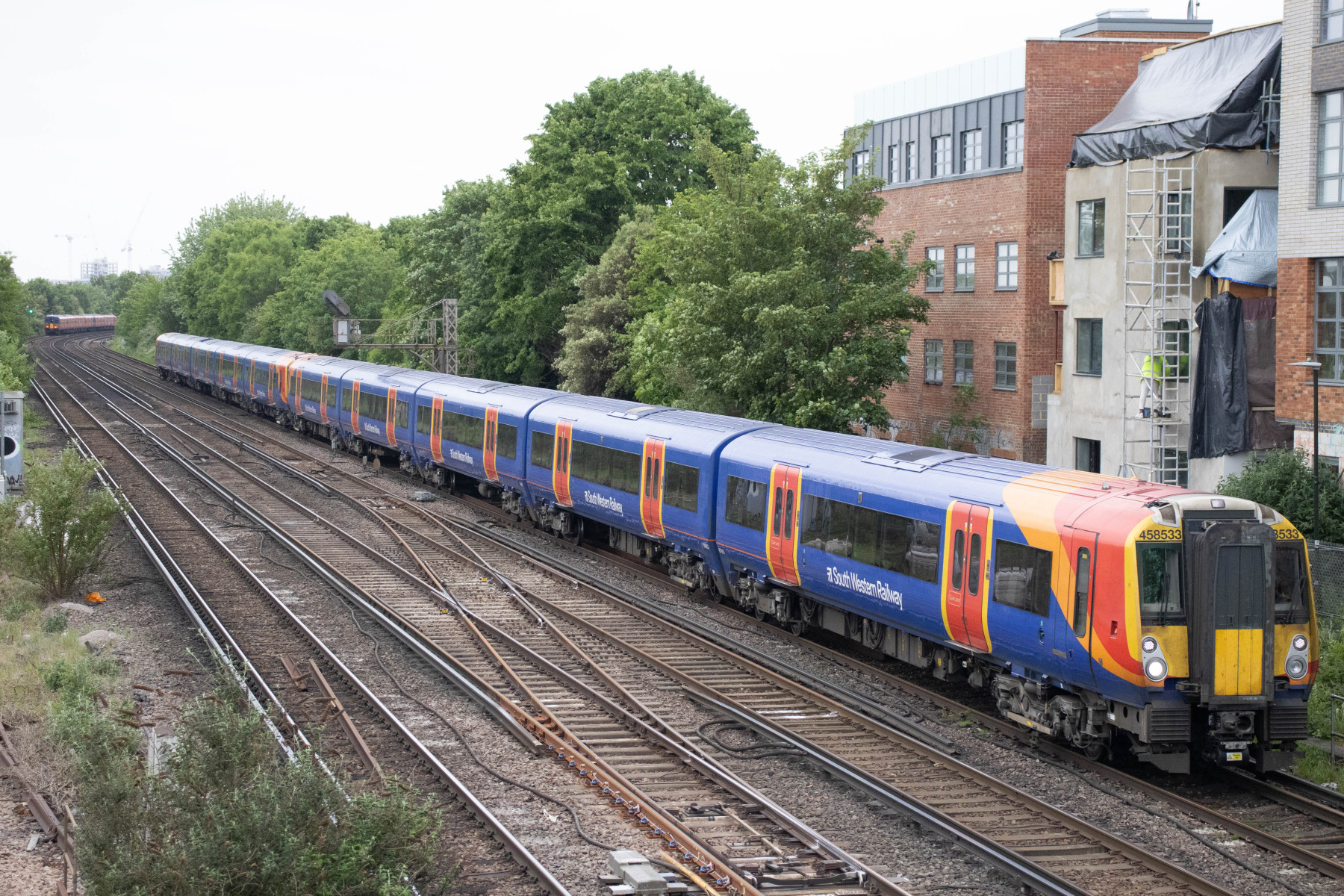 Photo of 458533 at Wimbledon West Junction — trainlogger