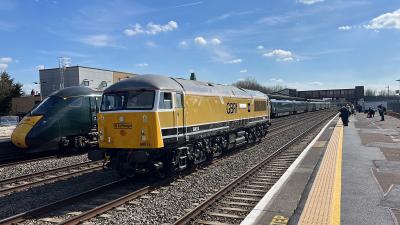 Everyone's Photographs of 69014 — trainlogger