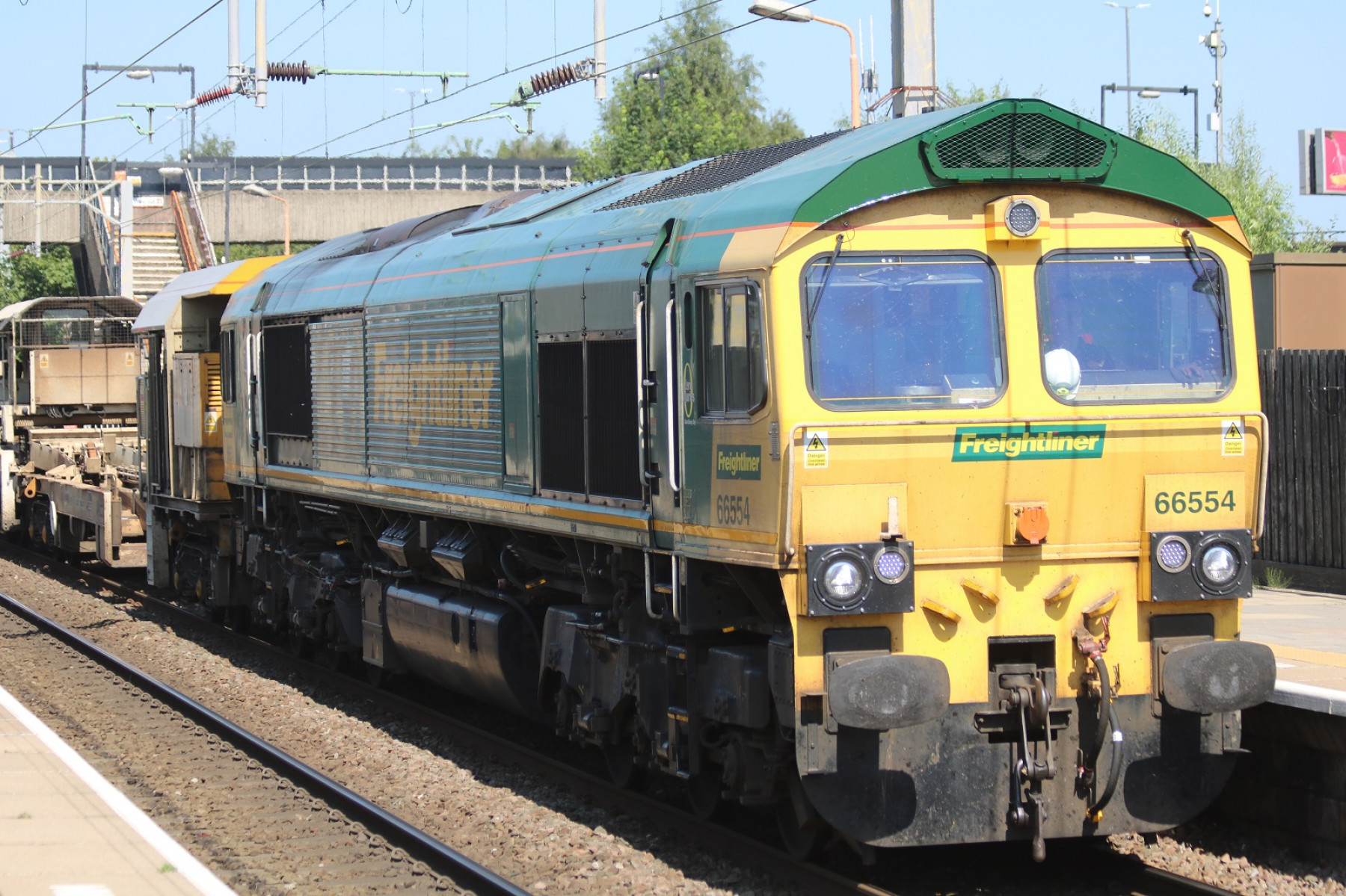 Photo of 66554 at bescot stadium+yard — trainlogger