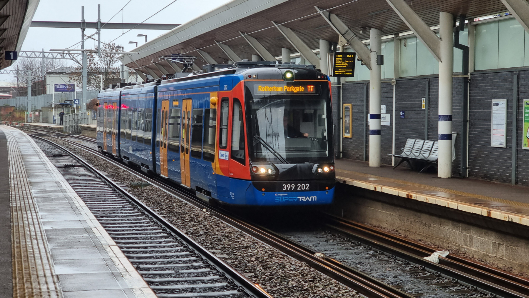 Photo of 399202 at Rotherham Central — trainlogger