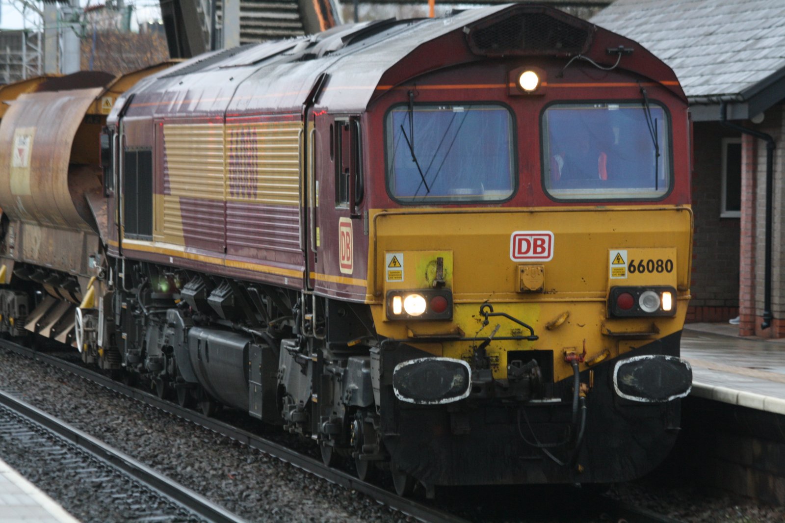Photo of 66080 at bescot stadium+yard — trainlogger