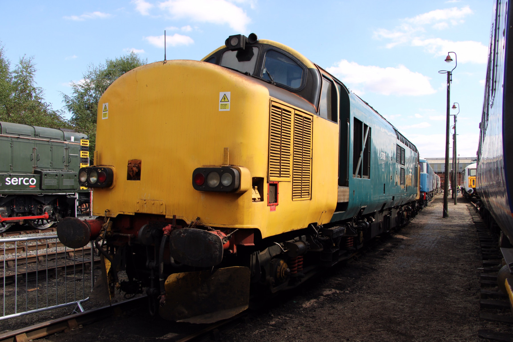 Photo of 37610 at Barrow Hill — trainlogger