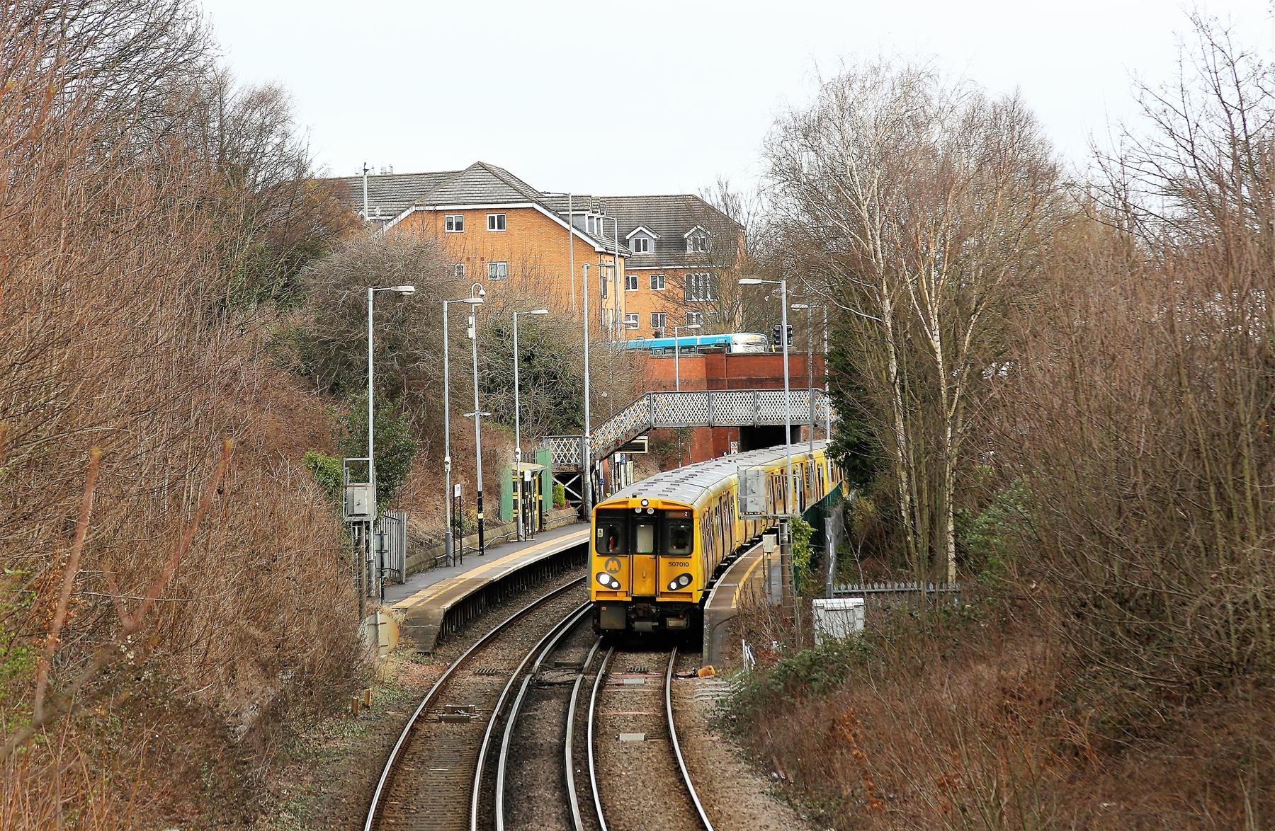 Photo of 507010 at Rice Lane — trainlogger