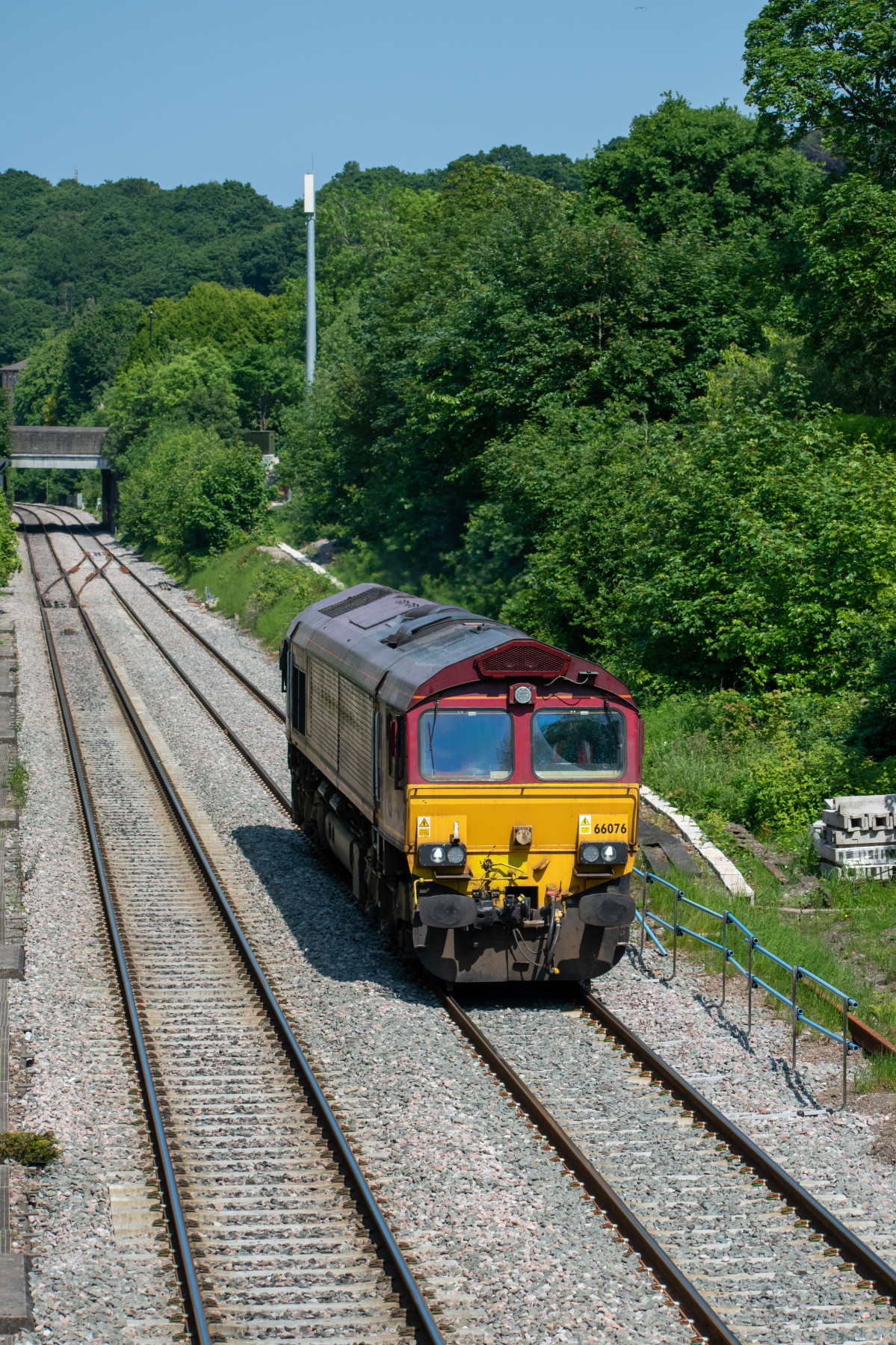 Photo of 66076 at Totley Tunnel East — trainlogger