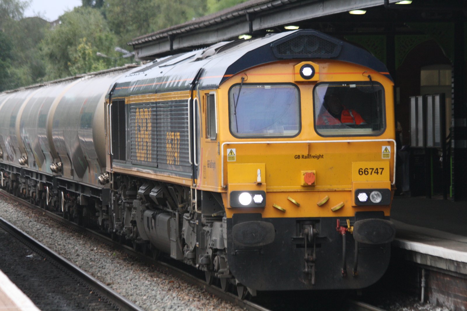 Photo of 66747 at Stourbridge Junction — trainlogger