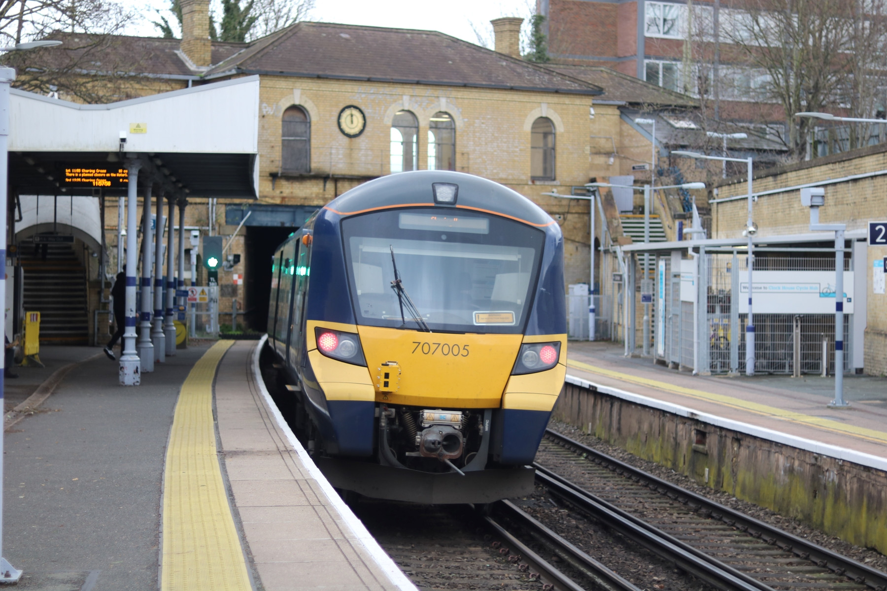 Photo of 707005 at Clock House — trainlogger