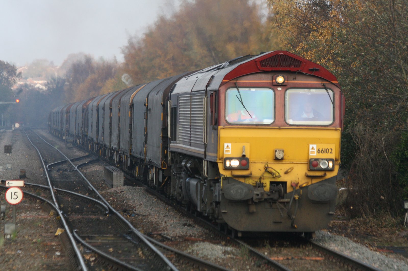 Photo of 66102 at Stourbridge Junction — trainlogger
