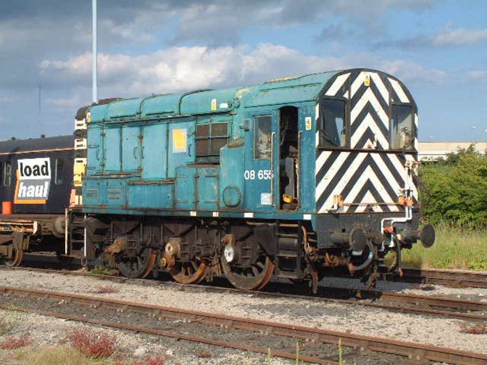 Photo of 08655 at Thornaby TMD — trainlogger