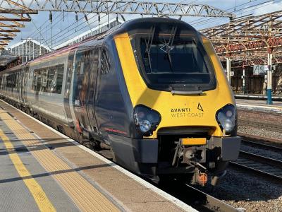 221114 - Class 221 / Diesel electric multiple unit sets — trainlogger