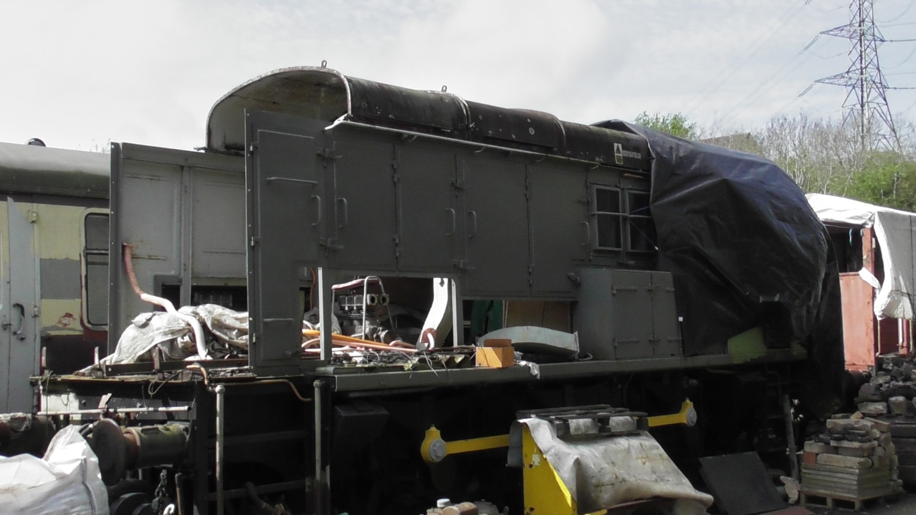 Photo of 09015 at Avon Valley Railway - Bitton — trainlogger