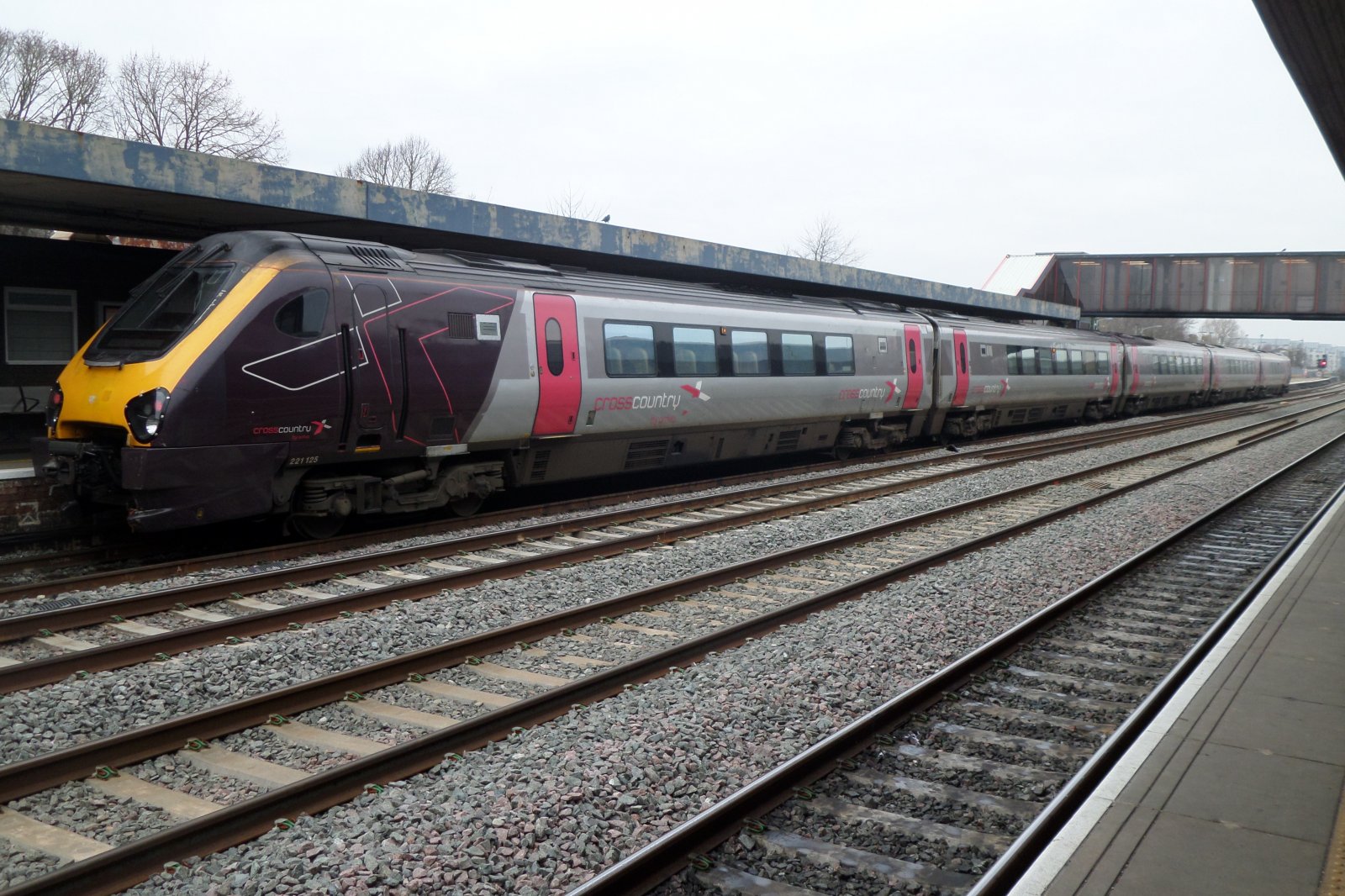 Photo of 221125 at Oxford — trainlogger