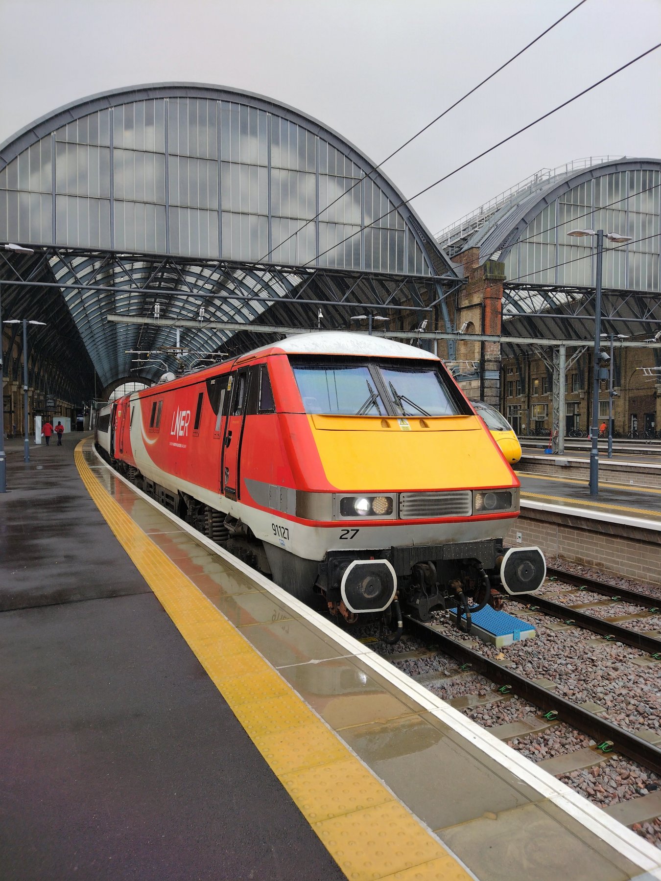 Photo of 91127 at London Kings Cross — trainlogger