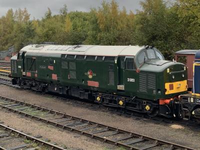 D6851 - Class 37 / Locomotives — trainlogger