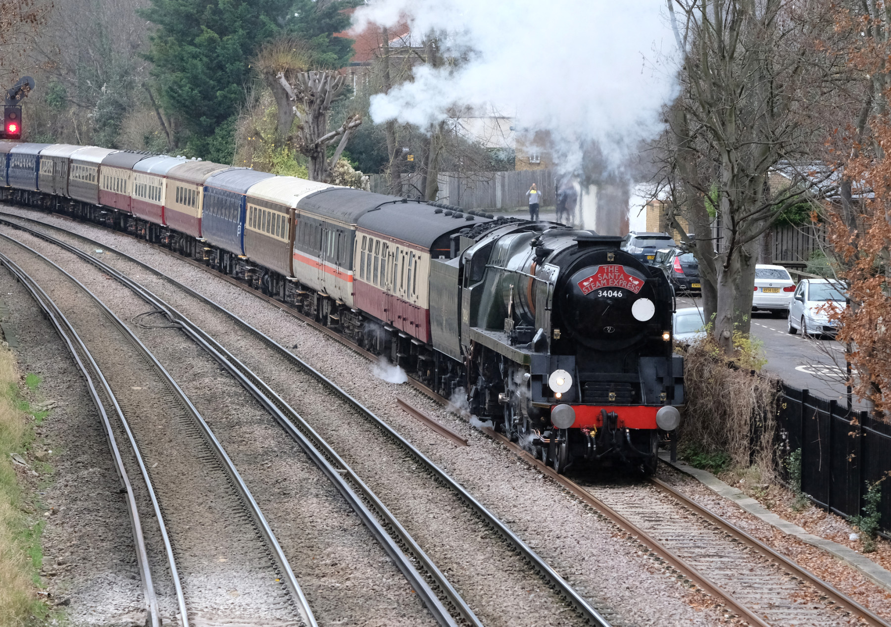 Photo of 34046 Steam at Kew Bridge — trainlogger