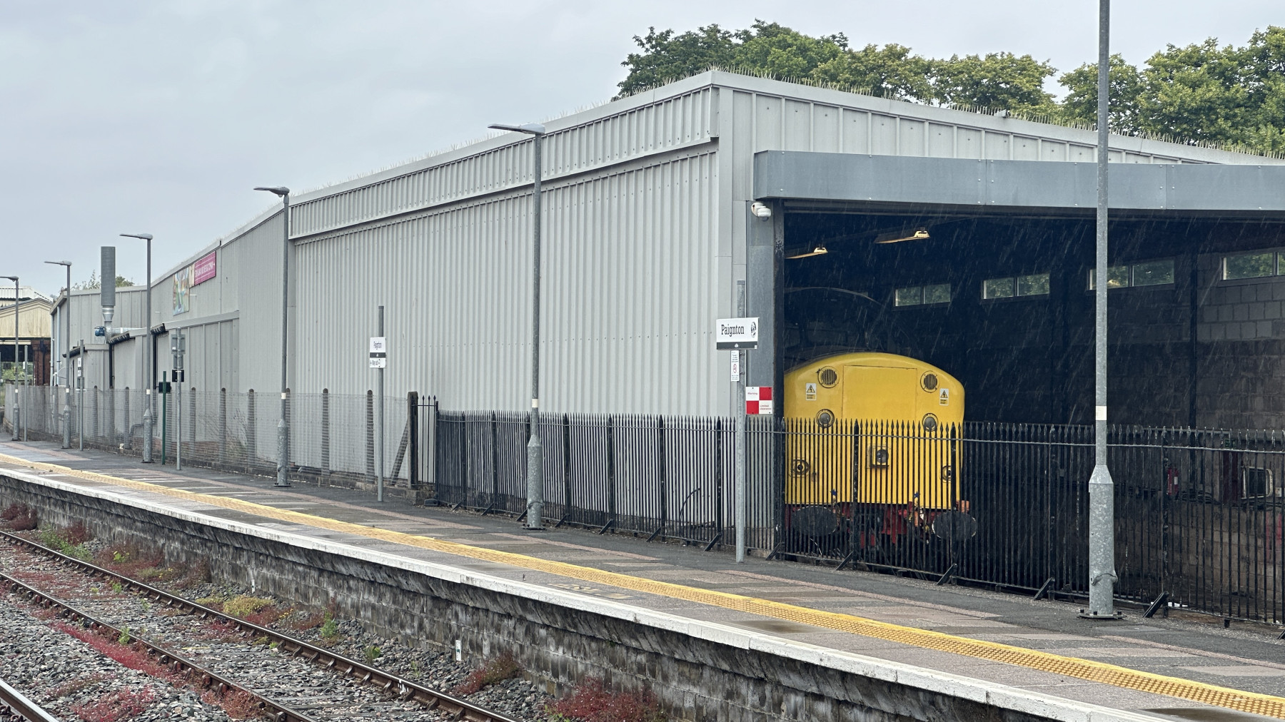 Photo of 37703 at Dartmouth Steam Railway - Paignton Queens Park ...
