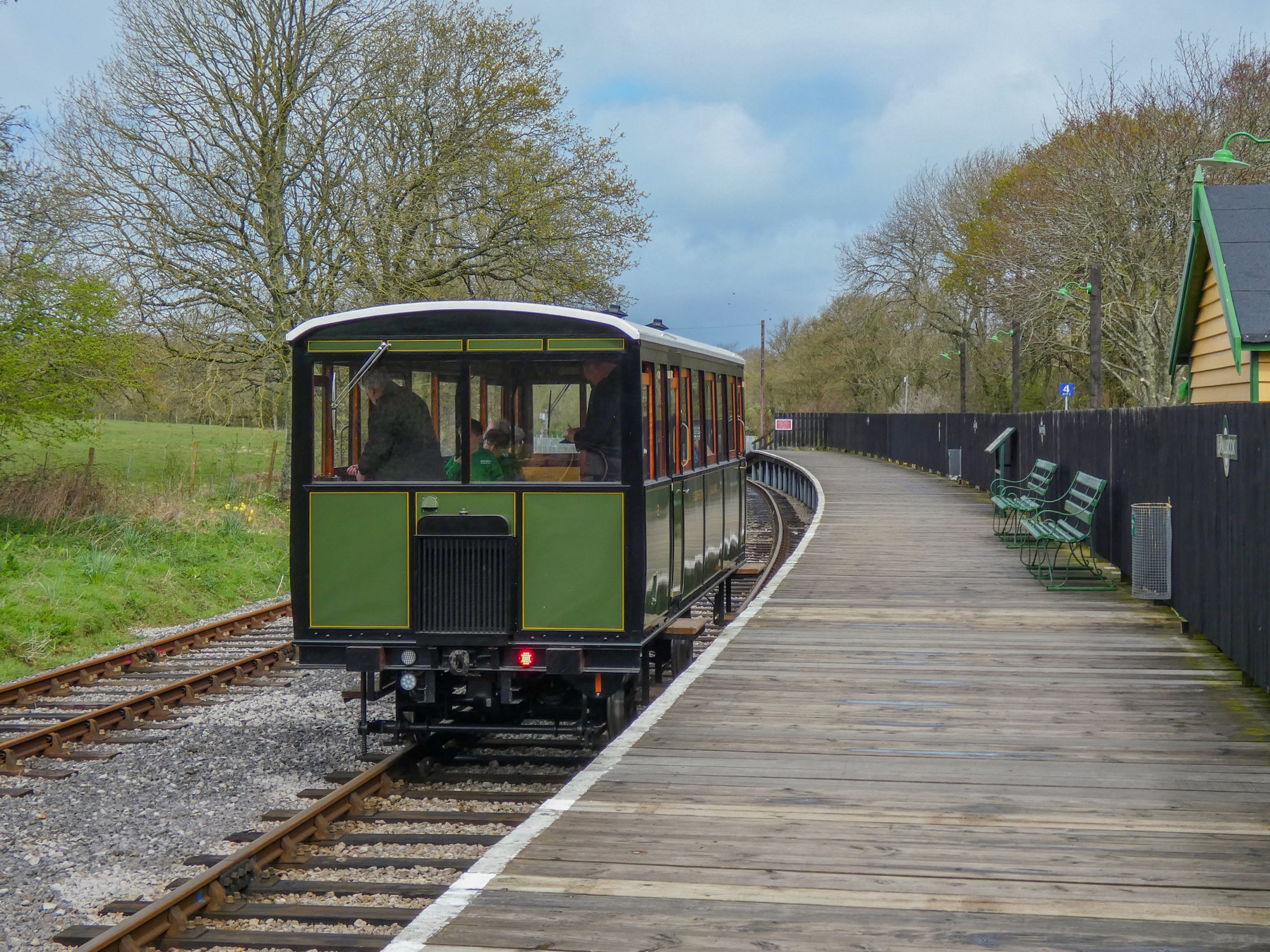 Photo of Railcar 2 at Smallbrook Junction — trainlogger
