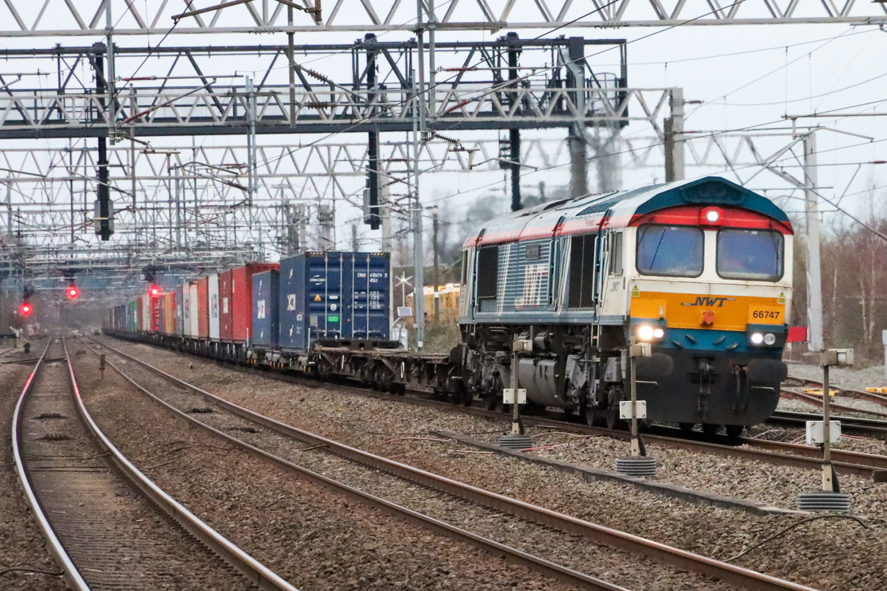 Photo of 66747 at Lichfield Trent Valley — trainlogger