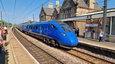 803005 - Class 803 / High-speed multiple unit / fixed formation sets ...