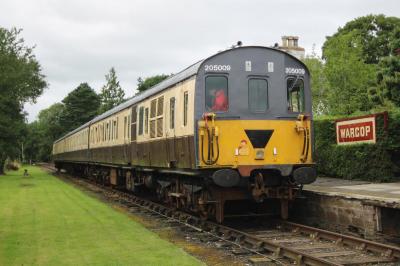 205009 - Class 205 / Diesel electric multiple unit sets — trainlogger