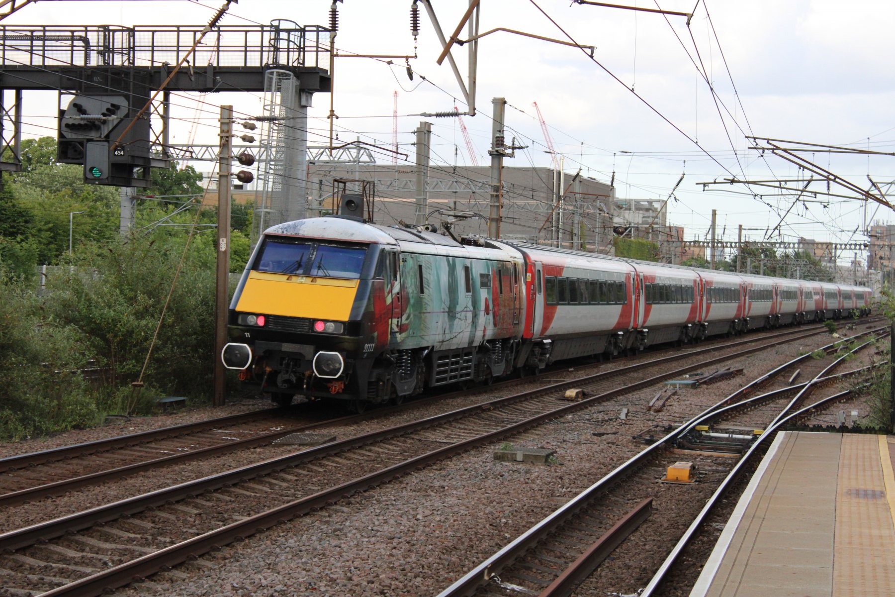 Photo of 91111 at Alexandra Palace — trainlogger