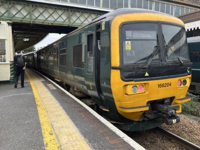 166204 - Class 166 / Diesel mechanical / hydraulic multiple unit sets ...