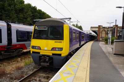 322485 - Class 322 / AC and AC/DC electric multiple unit sets — trainlogger