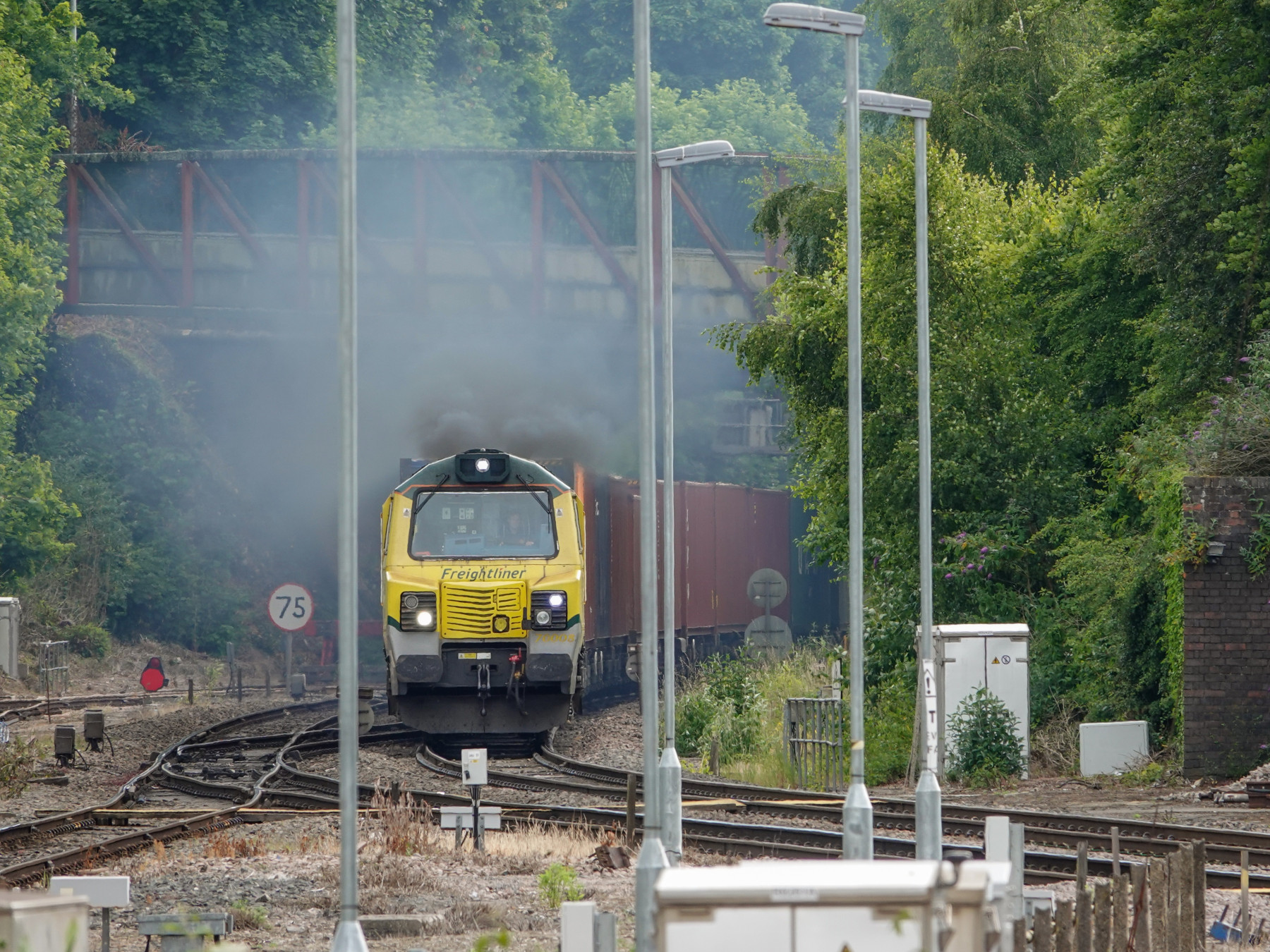 Photo of 70008 at Basingstoke — trainlogger