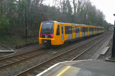 555002 - Class 555 / DC electric multiple unit sets — trainlogger