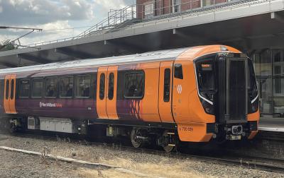 730039 - Class 730 / AC and AC/DC electric multiple unit sets — trainlogger