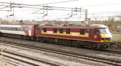 90039 - Class 90 / Locomotives (AC electric) — trainlogger