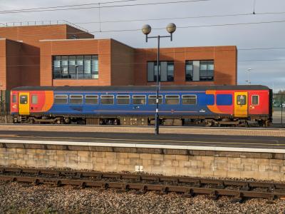 153385 - Class 153 / Diesel mechanical / hydraulic multiple unit sets ...