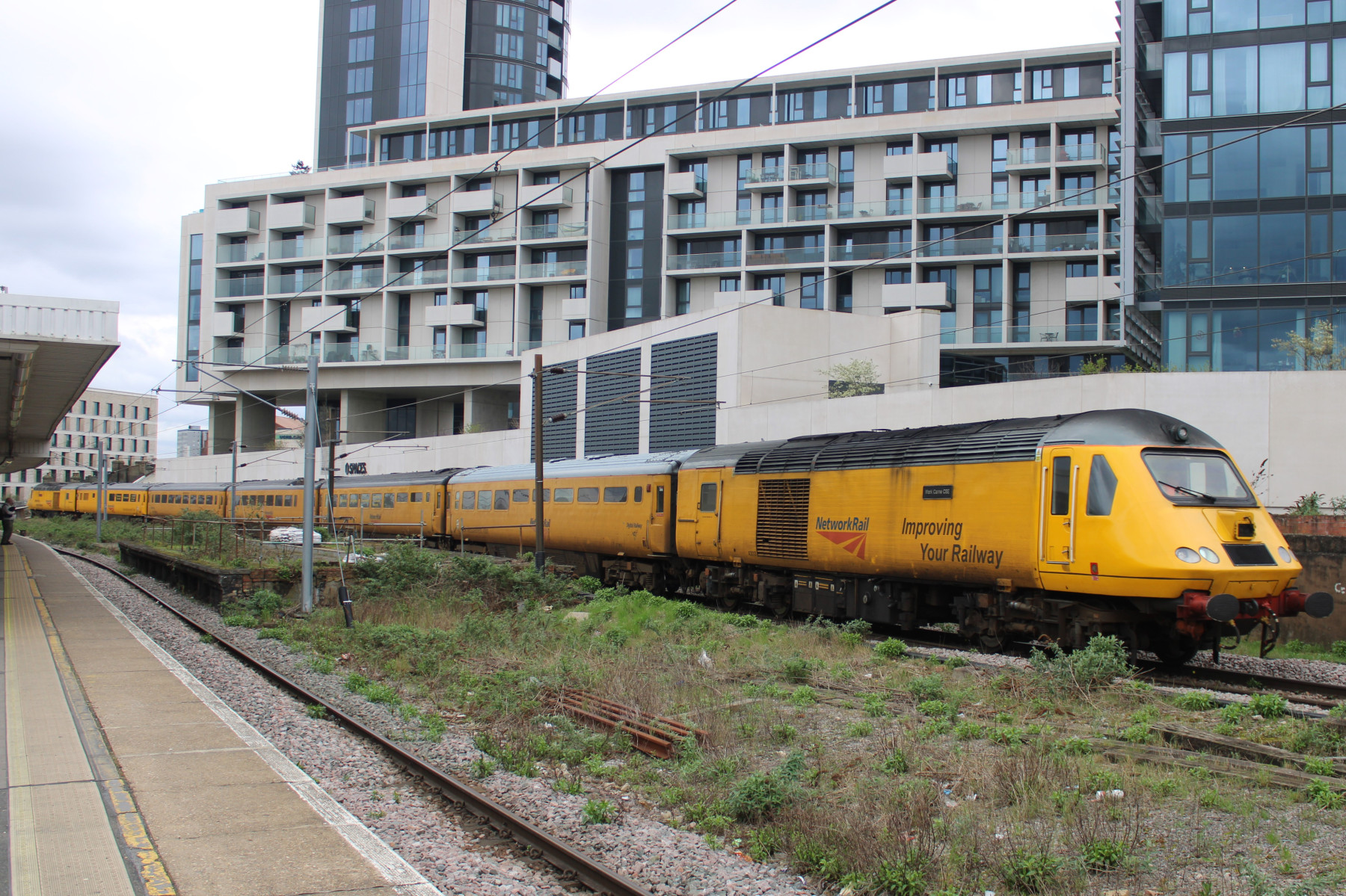 Photo of 43013 at Finsbury Park — trainlogger
