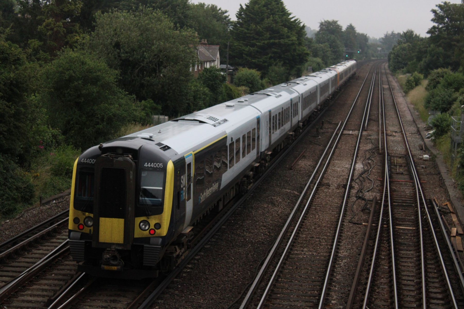Photo of 444005 at Worting Junction — trainlogger