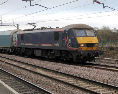 90021 - Class 90 / Locomotives (AC electric) — trainlogger