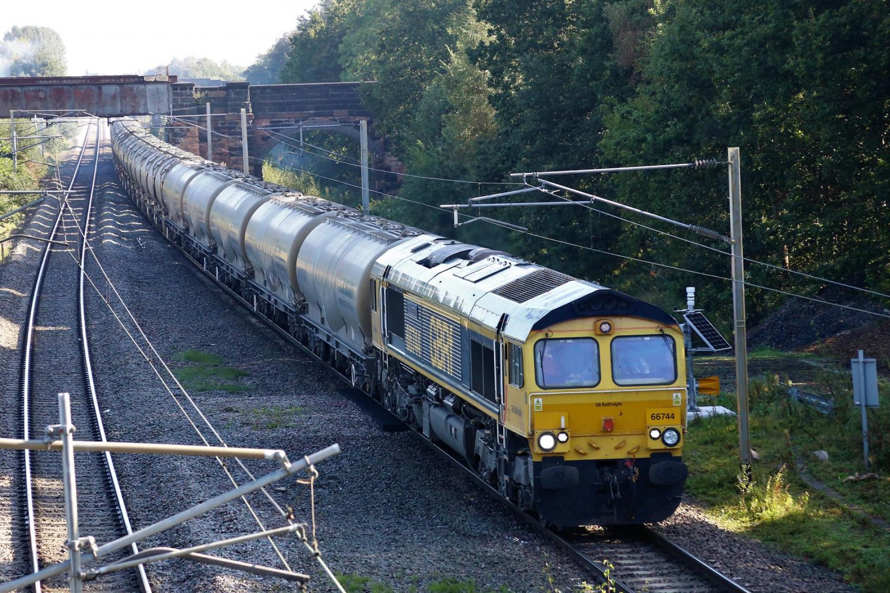 Photo of 66744 at Moore — trainlogger