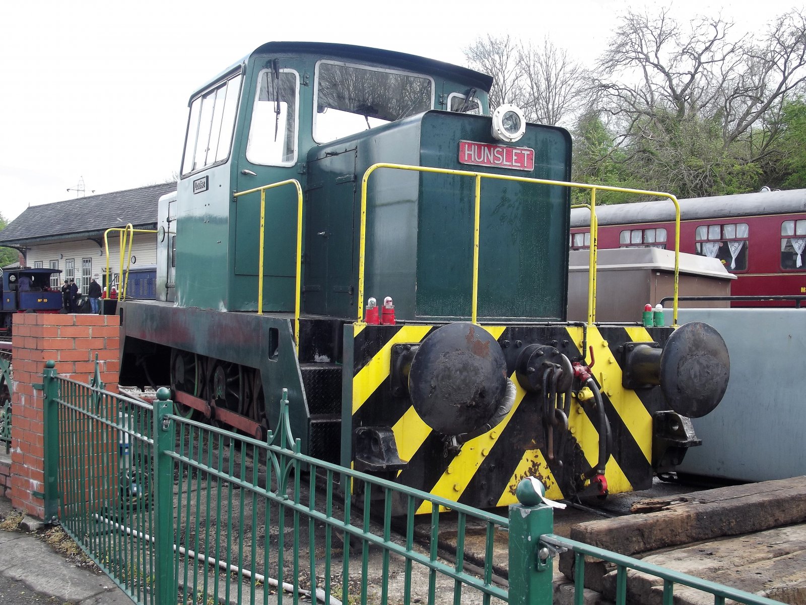 Photo of HE6950 at Elsecar Heritage Railway — trainlogger