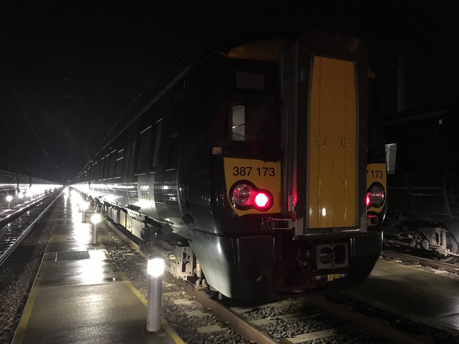 Photo of 387173 at Reading Train Care Depot — trainlogger