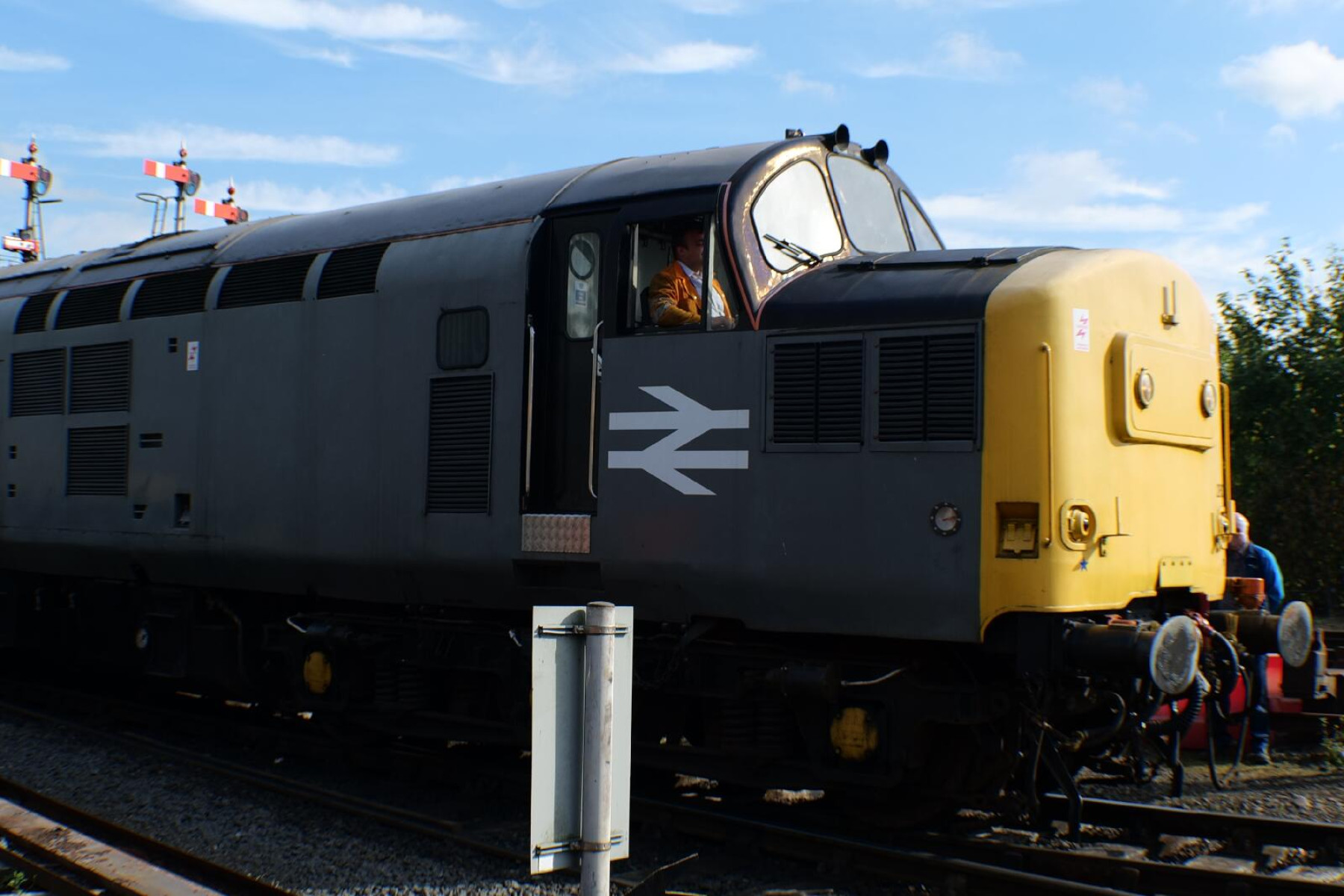 Photo of 37263 at Severn Valley Railway — trainlogger