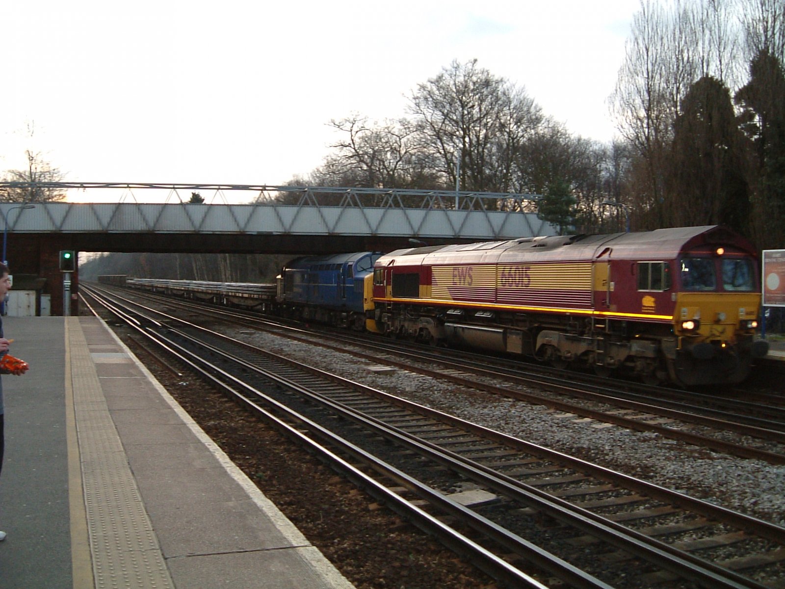Photo of 66015 at Fleet — trainlogger