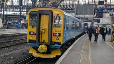 153376 - Class 153 / Diesel mechanical / hydraulic multiple unit sets ...