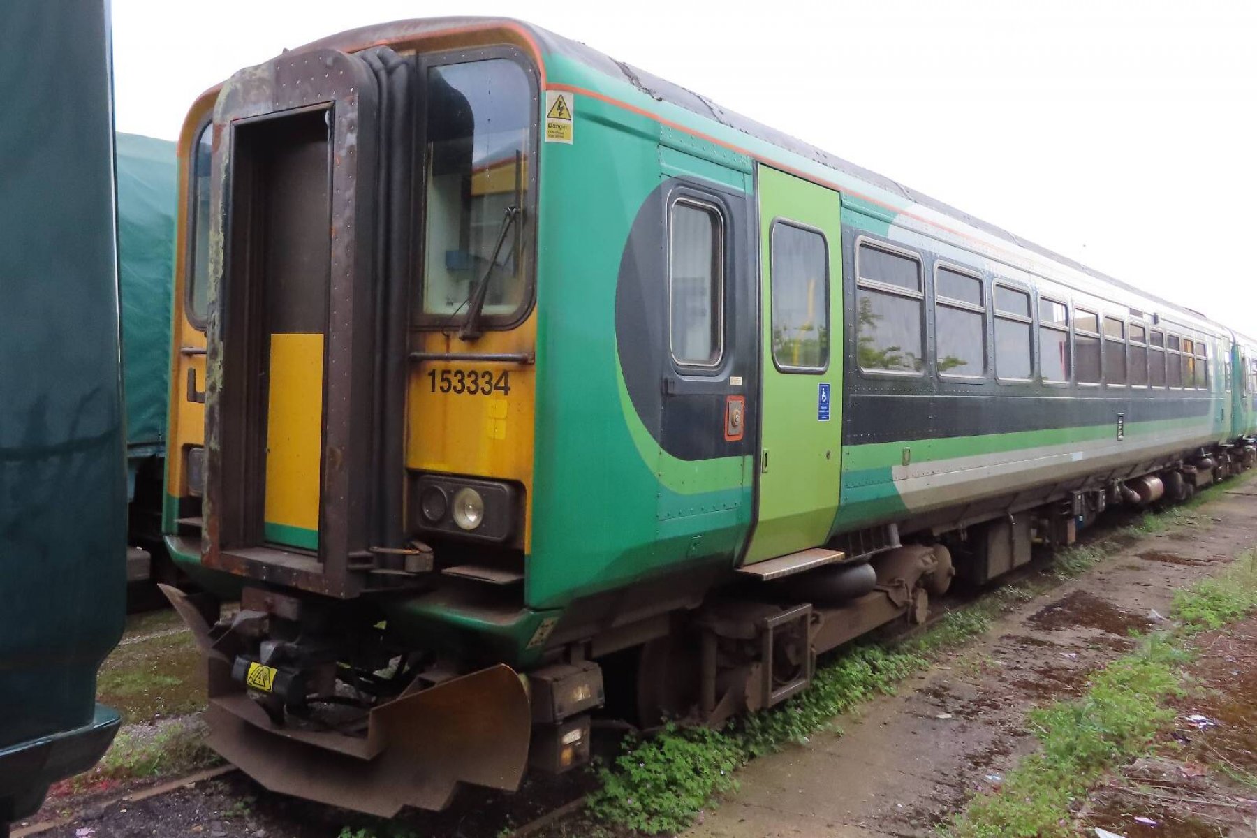 Photo of 153334 at Burton-on-Trent - Nemesis Rail — trainlogger