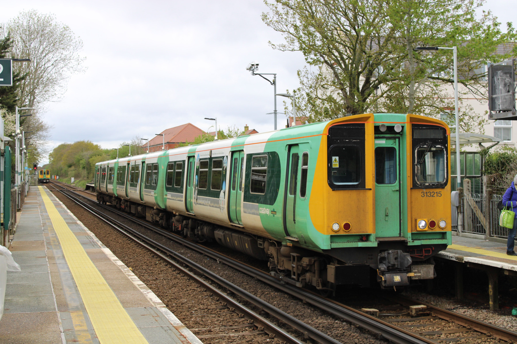 Photo of 313215 at Nutbourne — trainlogger