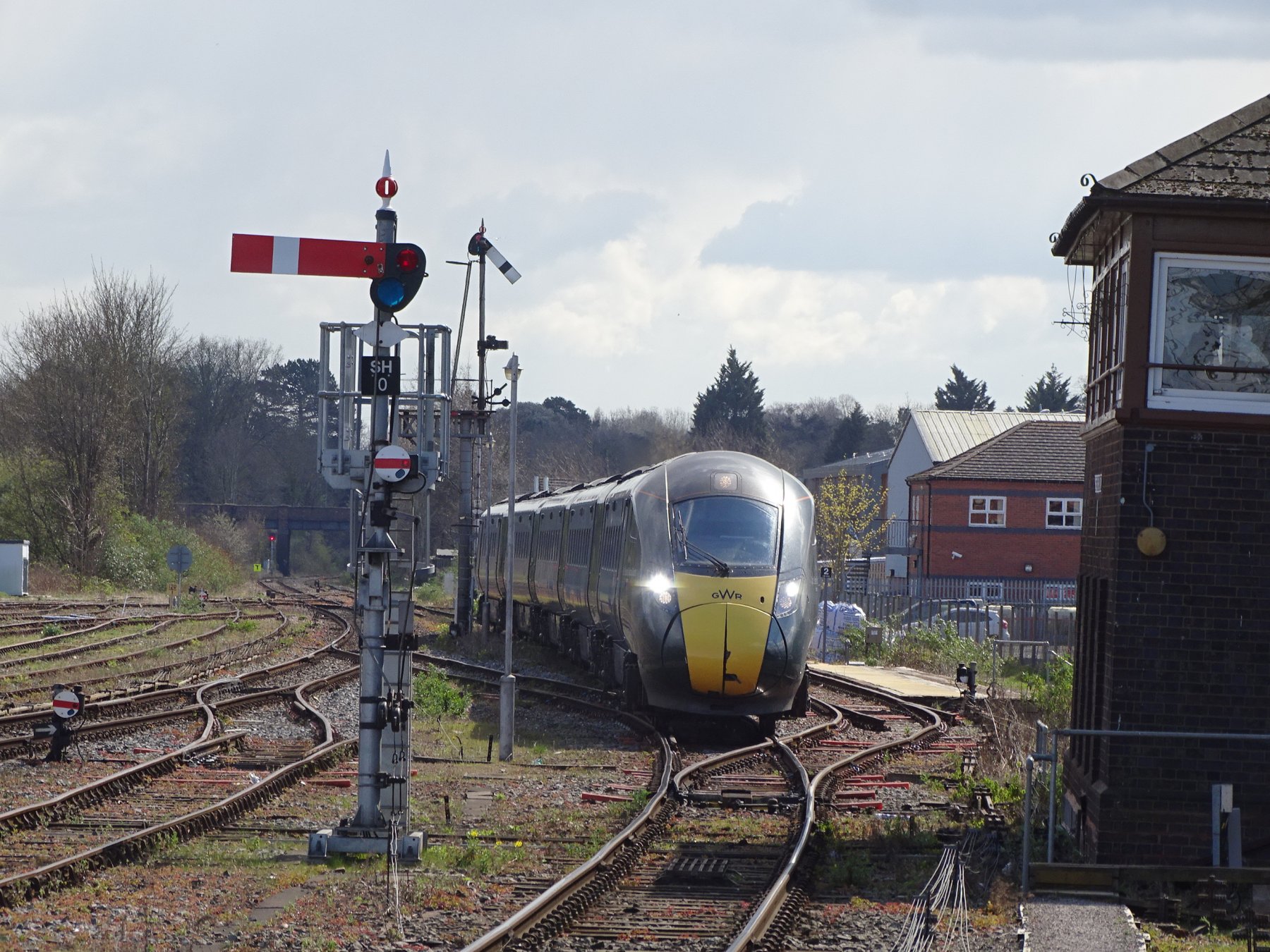 Photo of 802011 at Worcester Shrub Hill — trainlogger