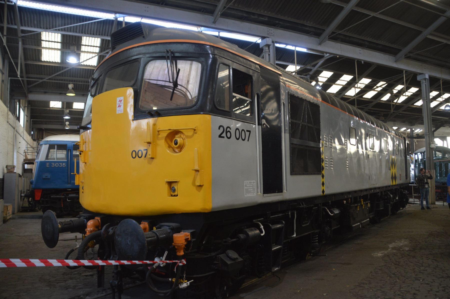 Photo of 26007 at Barrow Hill Roundhouse, Open Day — trainlogger